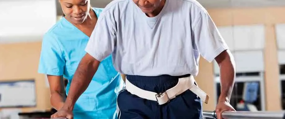 El Índice de marcha dinámica de 4 ítems - 4-item Dynamic Gait Index ...